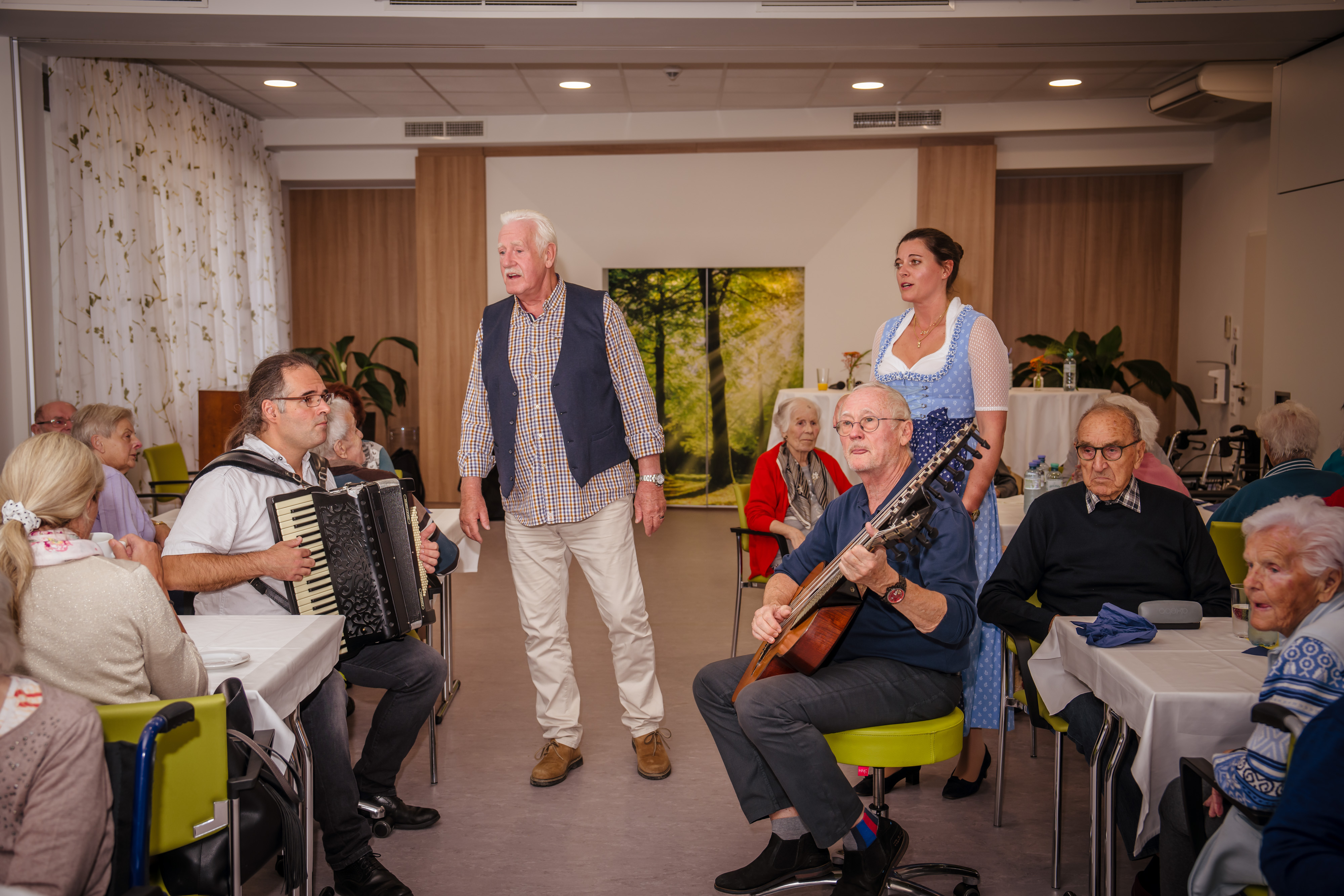 Haus für Senioren Fischamend offiziell eröffnet - Humanocare Haus für ...